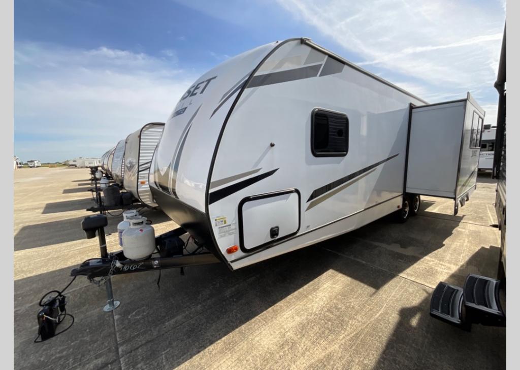 Used 2022 CrossRoads RV Sunset Trail SS268RL Travel Trailer at Pontiac ...