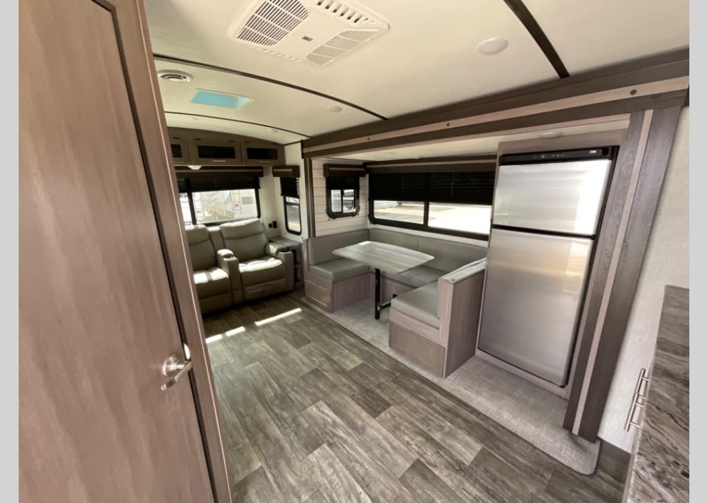 Used 2022 CrossRoads RV Sunset Trail SS268RL Travel Trailer at Pontiac ...