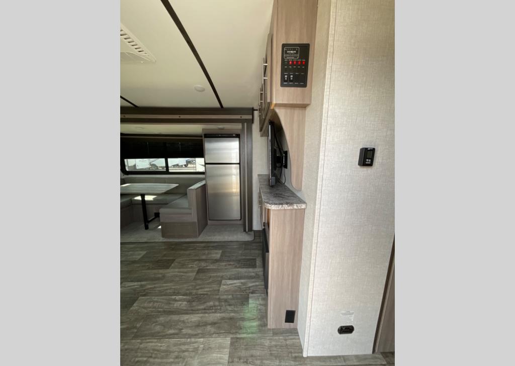 Used 2022 CrossRoads RV Sunset Trail SS268RL Travel Trailer at Pontiac ...