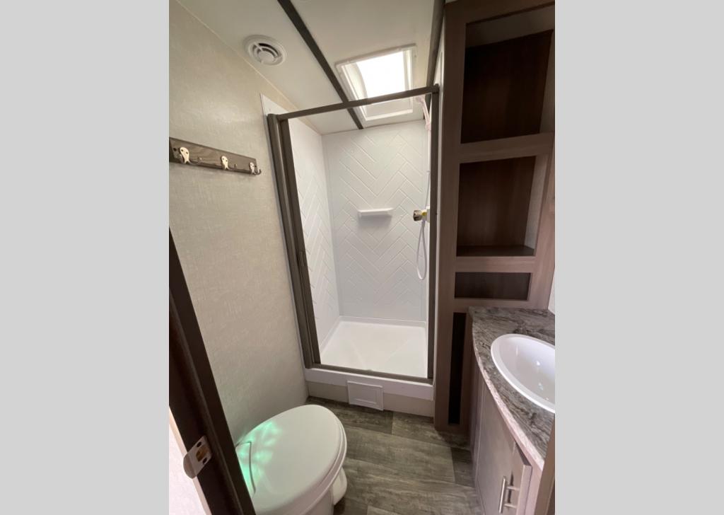 Used 2022 CrossRoads RV Sunset Trail SS268RL Travel Trailer at Pontiac ...