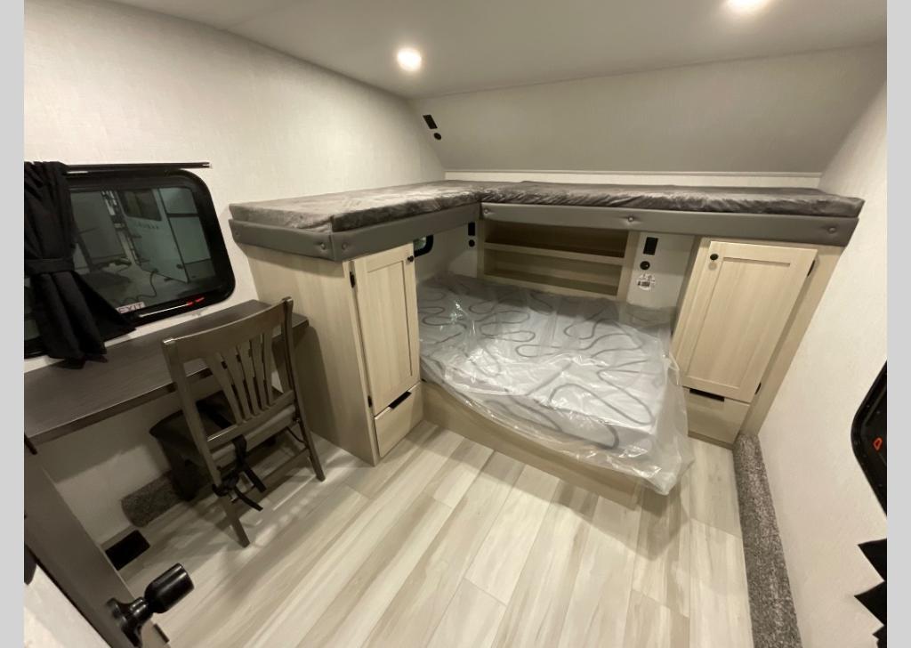 New 2025 Forest River RV Cardinal 35FUN Fifth Wheel at Pontiac RV ...