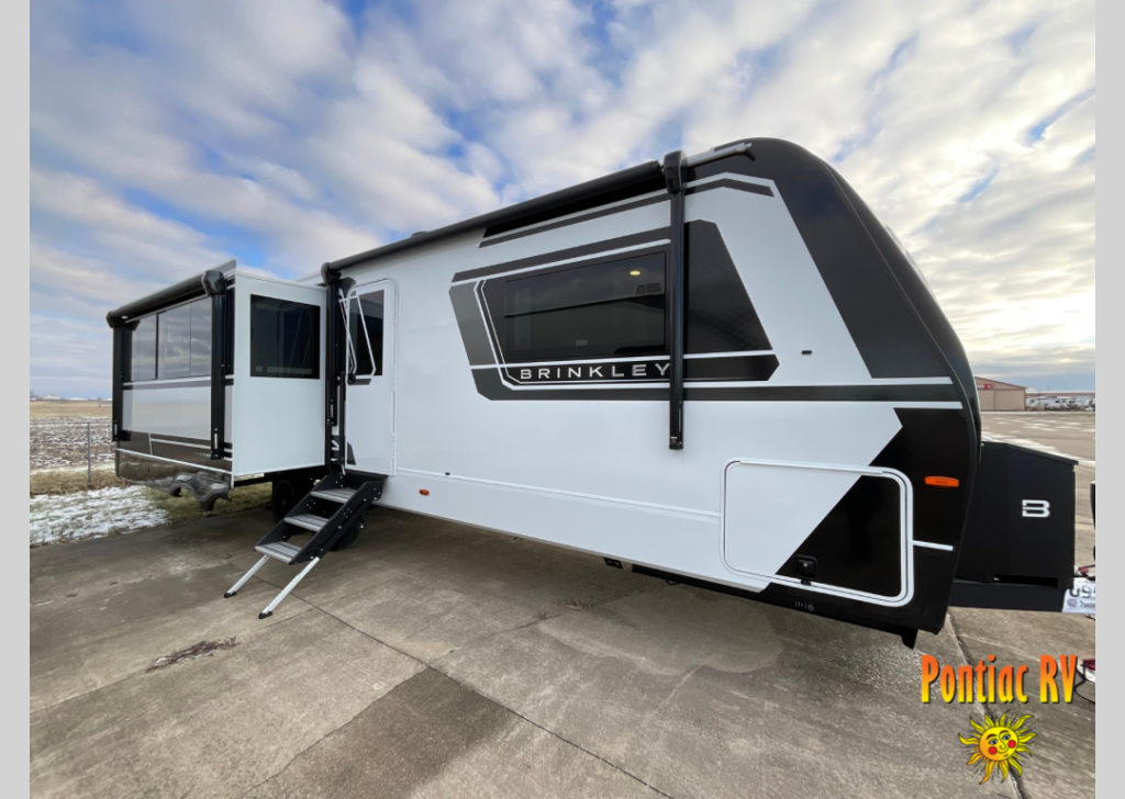 New 2025 Brinkley Model Z Air 297 Travel Trailer at Pontiac RV | Pontiac, IL | #000991