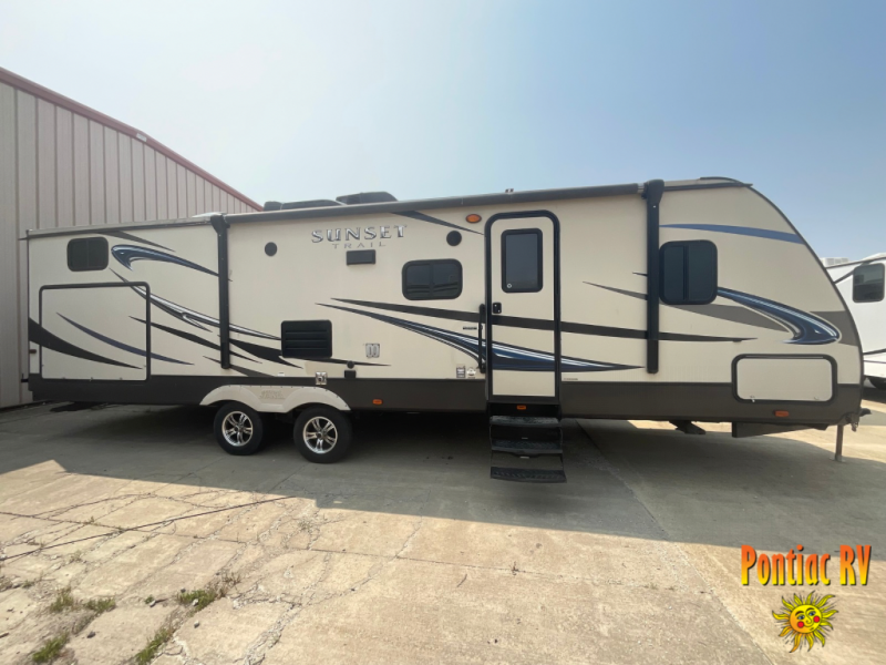 Used 2015 CrossRoads RV Sunset Trail Super Lite ST300BH Travel Trailer ...