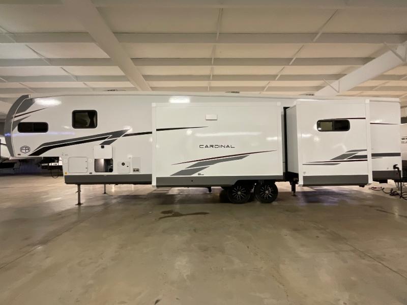 New 2025 Forest River RV Cardinal 35FUN Fifth Wheel at Pontiac RV ...