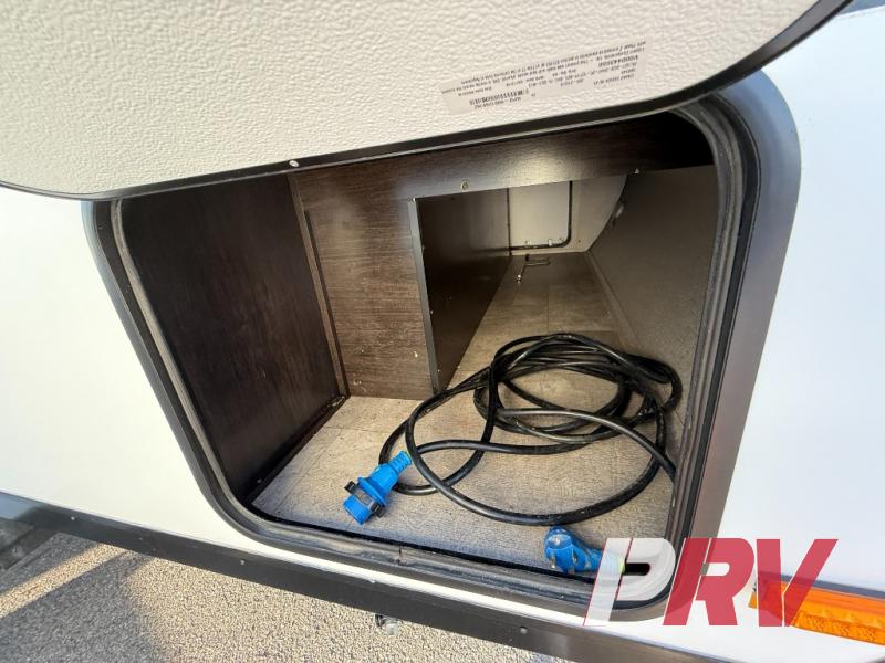 Used 2019 Grand Design Imagine XLS 21BHE for sale in Carencro, LA