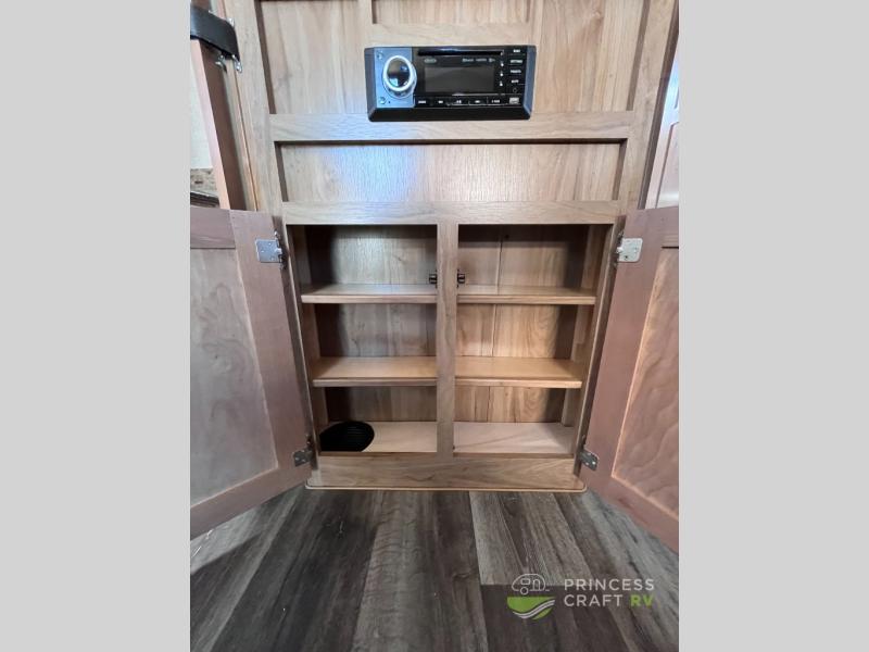 New 2024 Host Industries Host Campers Mammoth 11.5 Truck Camper at ...