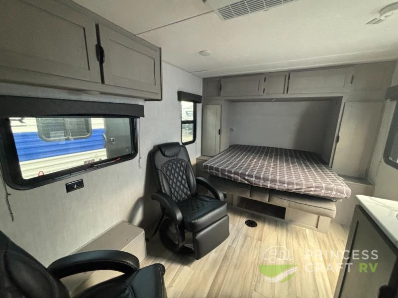 New 2025 Coachmen RV Clipper 18FQ Travel Trailer at Princess Craft RV ...