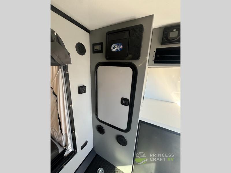 New 2025 Encore RV ROG 11TH1 Toy Hauler Expandable at Princess Craft RV ...