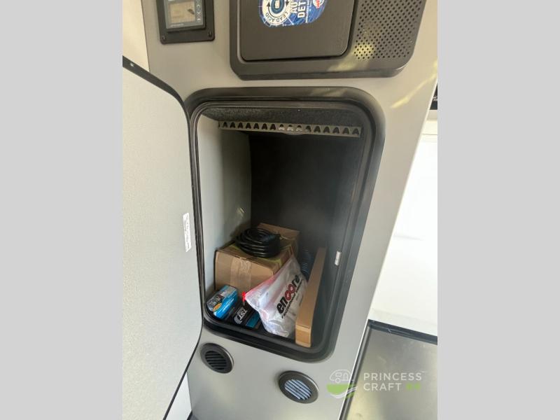 New 2025 Encore RV ROG 11TH1 Toy Hauler Expandable at Princess Craft RV ...