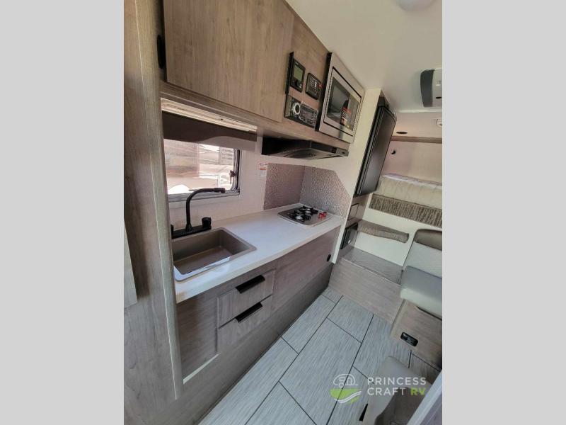 New 2024 Lance Lance Truck Campers 825 Truck Camper at Princess Craft ...