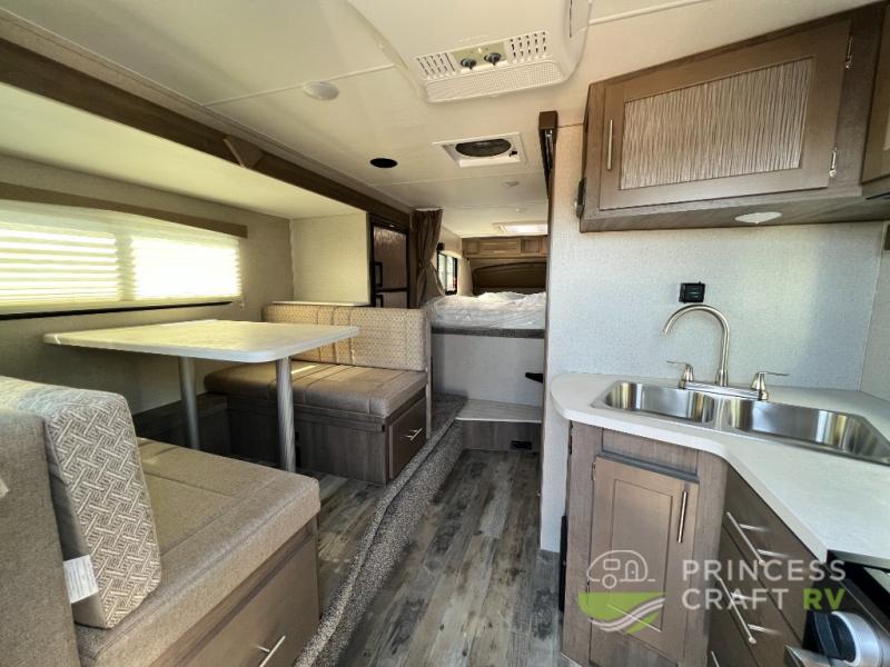 New 2024 Adventurer LP (ALP) Adventurer 910DB Truck Camper at Princess ...