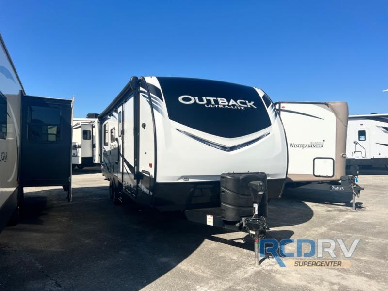 Used 2020 Keystone RV Outback Ultra Lite 240URS Toy Hauler Travel ...