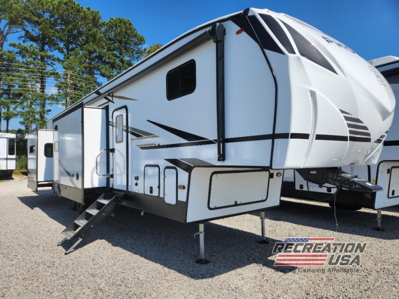 New 2025 Shasta RVs Phoenix 381DBL Fifth Wheel at Recreation USA ...