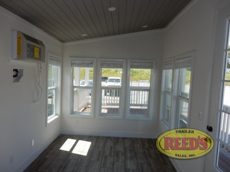 New 2025 Champion CHAMPION HOMES ATHENS ATH-16 Park Models at Reeds ...