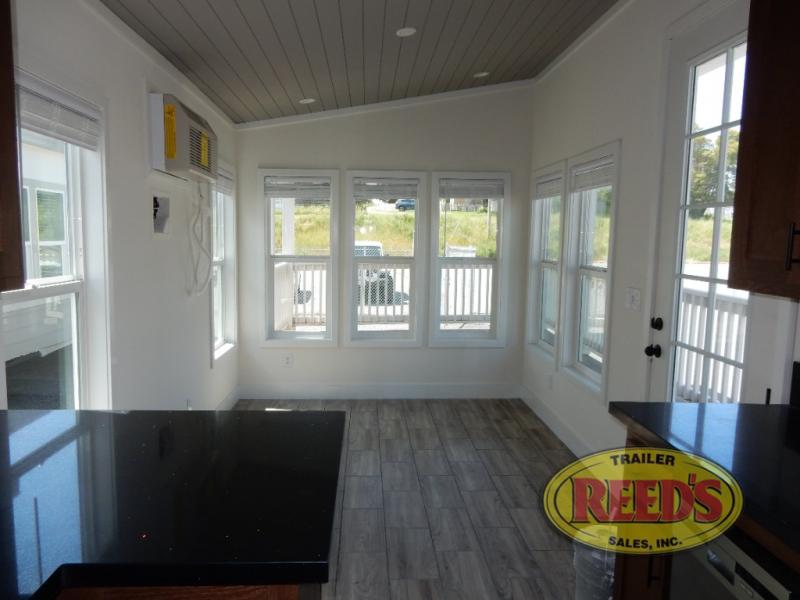 New 2025 Champion CHAMPION HOMES ATHENS ATH-16 Park Models at Reeds ...