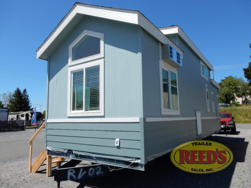 New 2024 Skyline CHAMPION HOMES ATHENS ATH-12L Park Models at Reeds ...