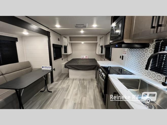 New 2025 Starcraft Autumn Ridge 20FBS Travel Trailer at Reineke RV ...