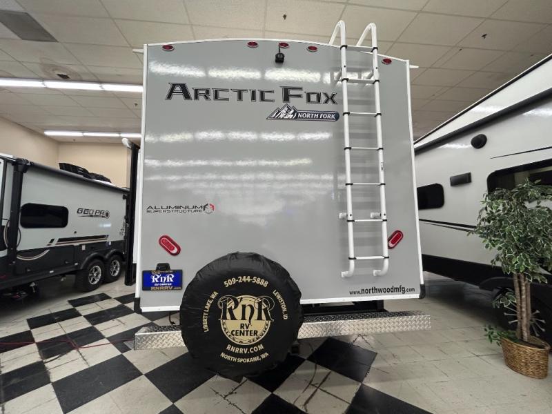 Used 2022 Northwood Arctic Fox 28F Travel Trailer at RnR RV Center ...