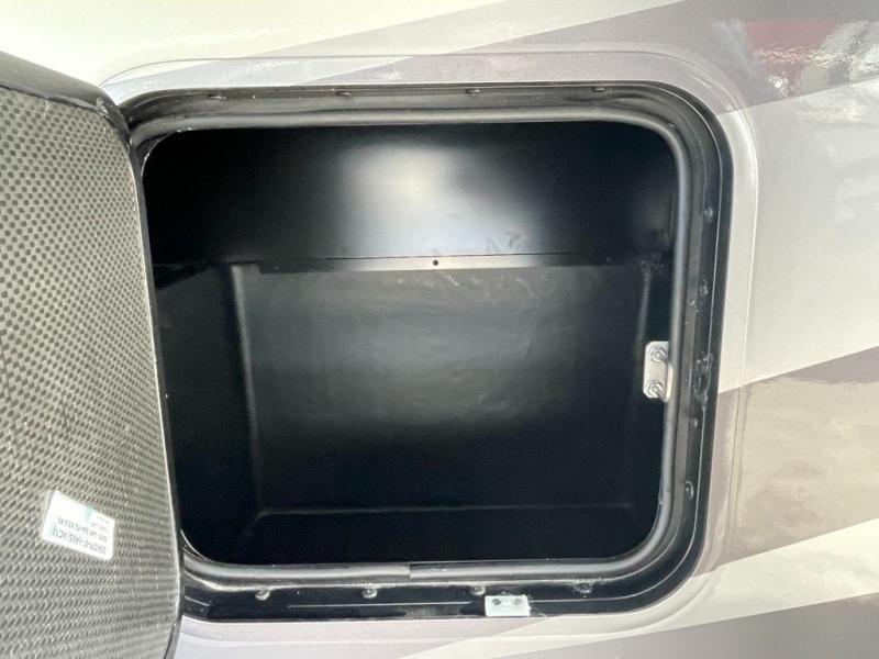 New 2024 Winnebago Vista 31B Motor Home Class A at RnR RV Center ...