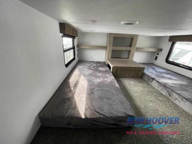 New 2025 Palomino Puma Destination 429LFT Destination Trailer at Ron ...