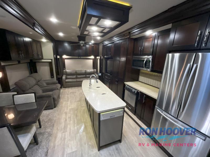 Used 2017 VanLeigh RV Vilano 365RL Fifth Wheel at Ron Hoover RV ...