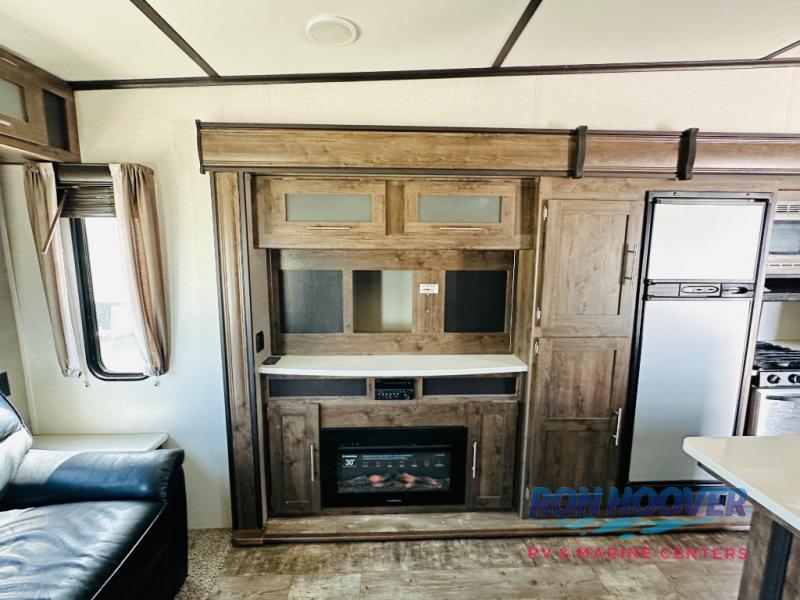 Used 2018 CrossRoads RV Volante 365MD Fifth Wheel at Ron Hoover RV ...
