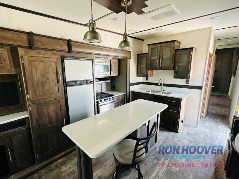 Used 2018 CrossRoads RV Volante 365MD Fifth Wheel at Ron Hoover RV ...