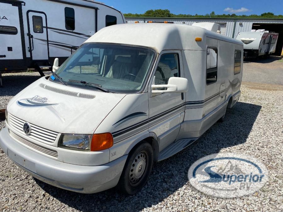 Used 2002 Winnebago Rialta 22QD Motor Home Class C at Superior RV ...