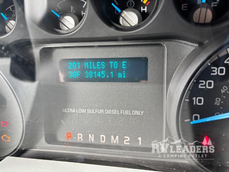 Used 2015 Thor Motor Coach Chateau Super C 33SW Motor Home Super C ...