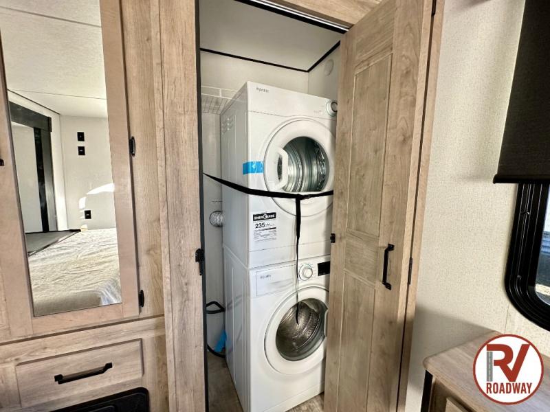 New 2025 Palomino Puma Destination 401RLFT Destination Trailer at RV ...