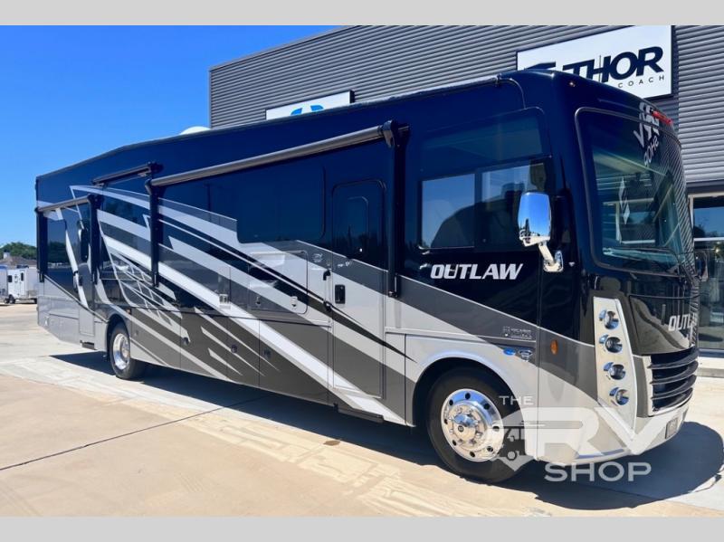 New 2024 Thor Motor Coach Outlaw 38MB Motor Home Class A - Toy Hauler ...