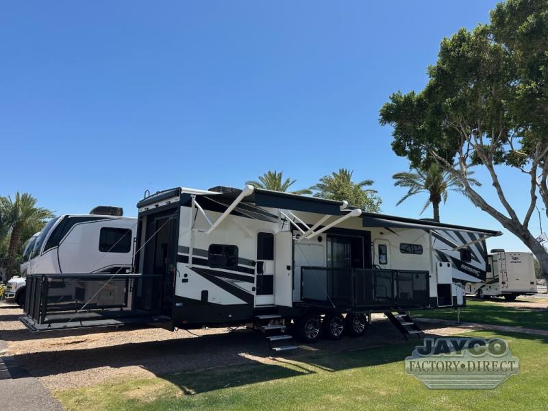 New 2025 Jayco Seismic 413 Toy Hauler Fifth Wheel at Jayco Factory ...