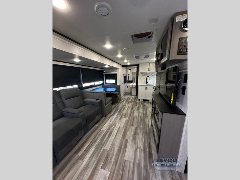 New 2025 Jayco Jay Feather 25RB Travel Trailer at Jayco Factory Direct ...