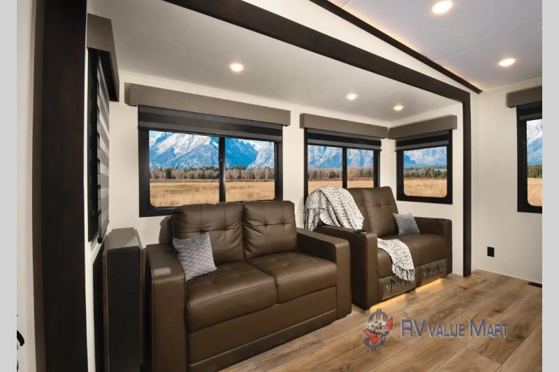 New 2025 Forest River RV Sabre 25RLS Fifth Wheel at RV Value Mart ...