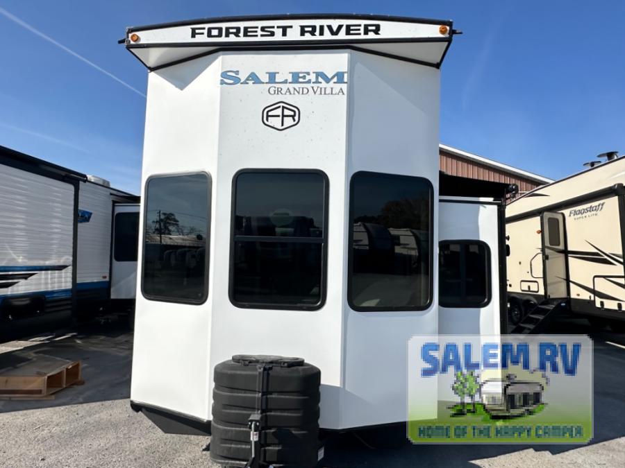 New 2025 Forest River RV Salem Grand Villa 42VERANDA Destination ...