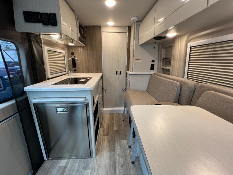 New 2025 Thor Motor Coach Rize 18M Motor Home Class B at SR1 RV ...