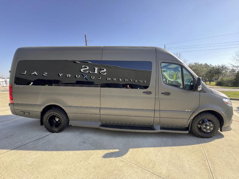 Used 2024 Midwest Automotive Designs Standard Business Class With Power ...