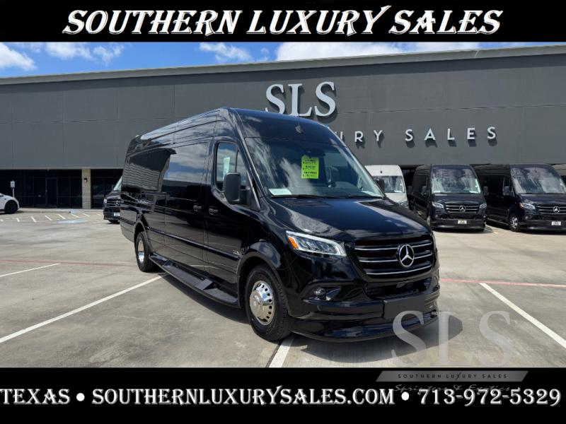 New 2025 Midwest Automotive Designs Executive Shuttle Executive Shuttle ...