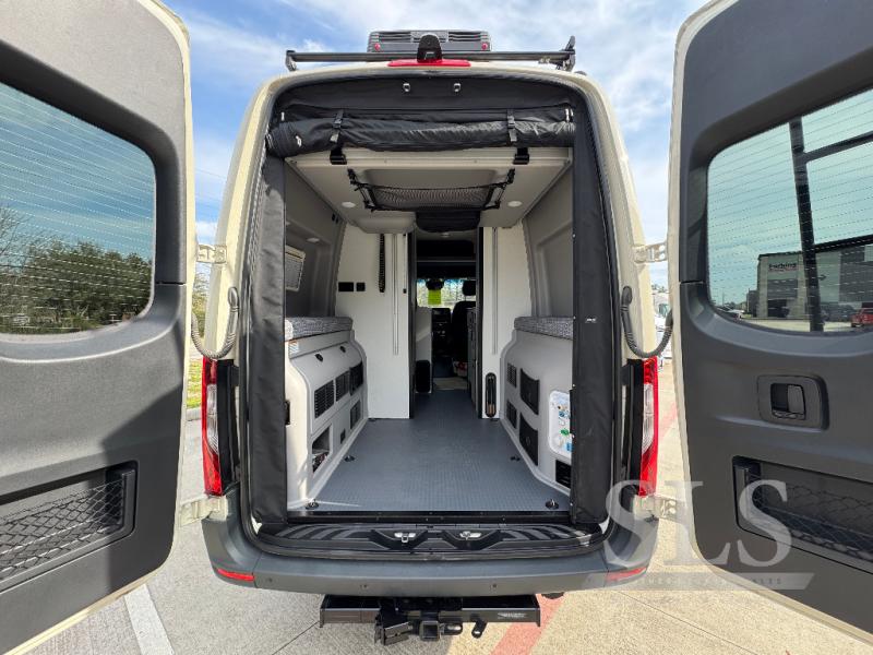 Used 2022 Winnebago Revel 4x4 Motor Home Class B - Diesel at SLS ...