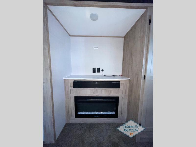 New 2023 Gulf Stream RV Gold Edition 299RLI Travel Trailer at Southern ...