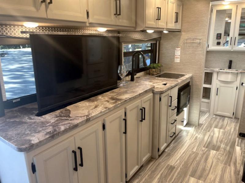 Used 2023 Thor Motor Coach Compass 23TE Motor Home Class C at Southern ...