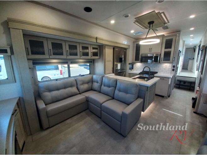 New 2025 Grand Design Solitude 388MBS Fifth Wheel at Southland RV ...
