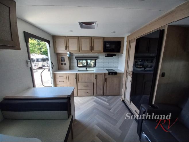 New 2024 Ember RV E-Series 24RLD Travel Trailer at Southland RV ...