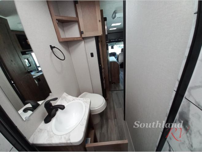 New 2024 Coachmen RV Cross Trail XL 20CB Motor Home Class C at ...