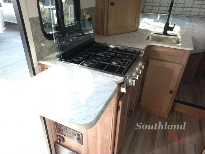 New 2024 Coachmen RV Cross Trail XL 20CB Motor Home Class C at ...