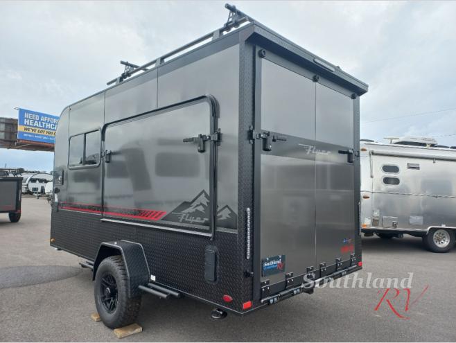 New 2025 inTech RV Flyer Discover Toy Hauler Expandable at Southland RV ...