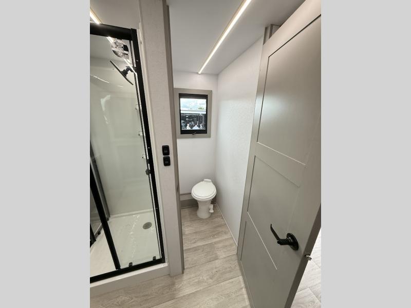 New 2027 Axiom RV Imperium I3800RPMS Fifth Wheel at Stagecoach RV Sales ...