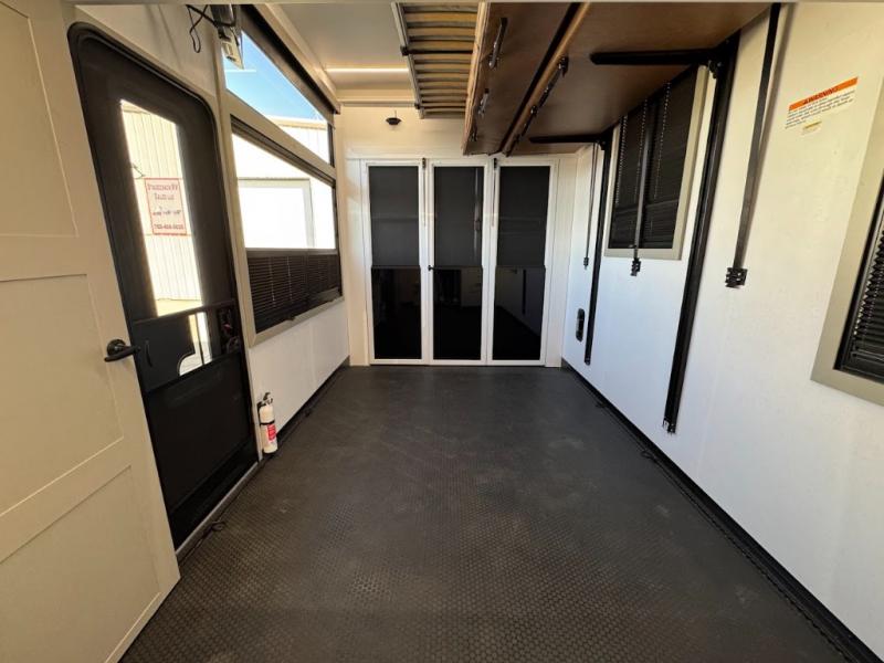 New 2026 Axiom RV Vendetta V4250 Toy Hauler Fifth Wheel at Stagecoach ...