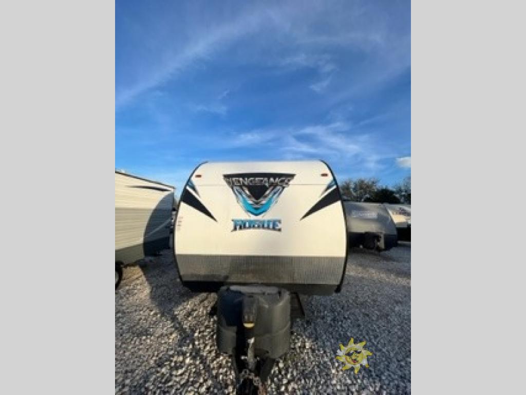 Used 2018 Forest River RV Vengeance Super Sport 25V Toy Hauler Travel ...