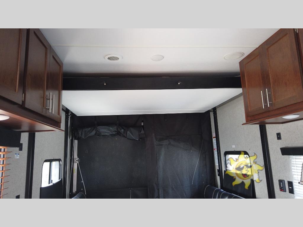 Used 2019 Forest River RV Vengeance Rogue 25V Toy Hauler Travel Trailer ...